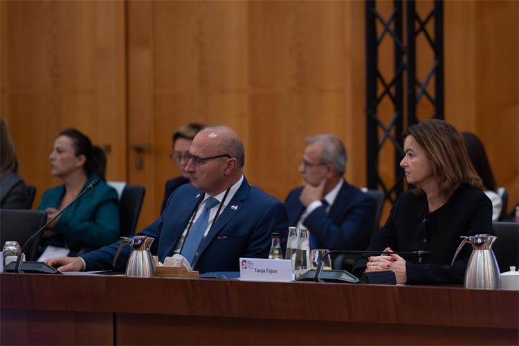 Ministarstvo vanjskih i europskih poslova RH - Ministar Grlić Radman sudjelovao na konferenciji ...